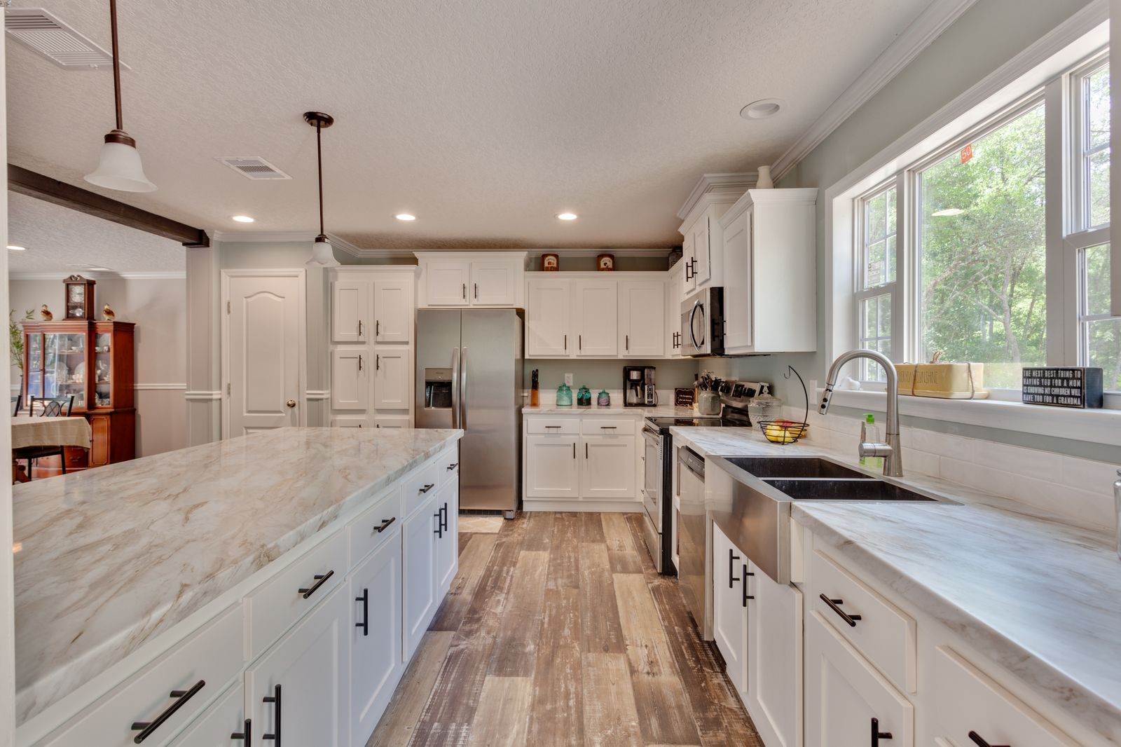 Granite Empire of Cincinnati - Granite Company Mason