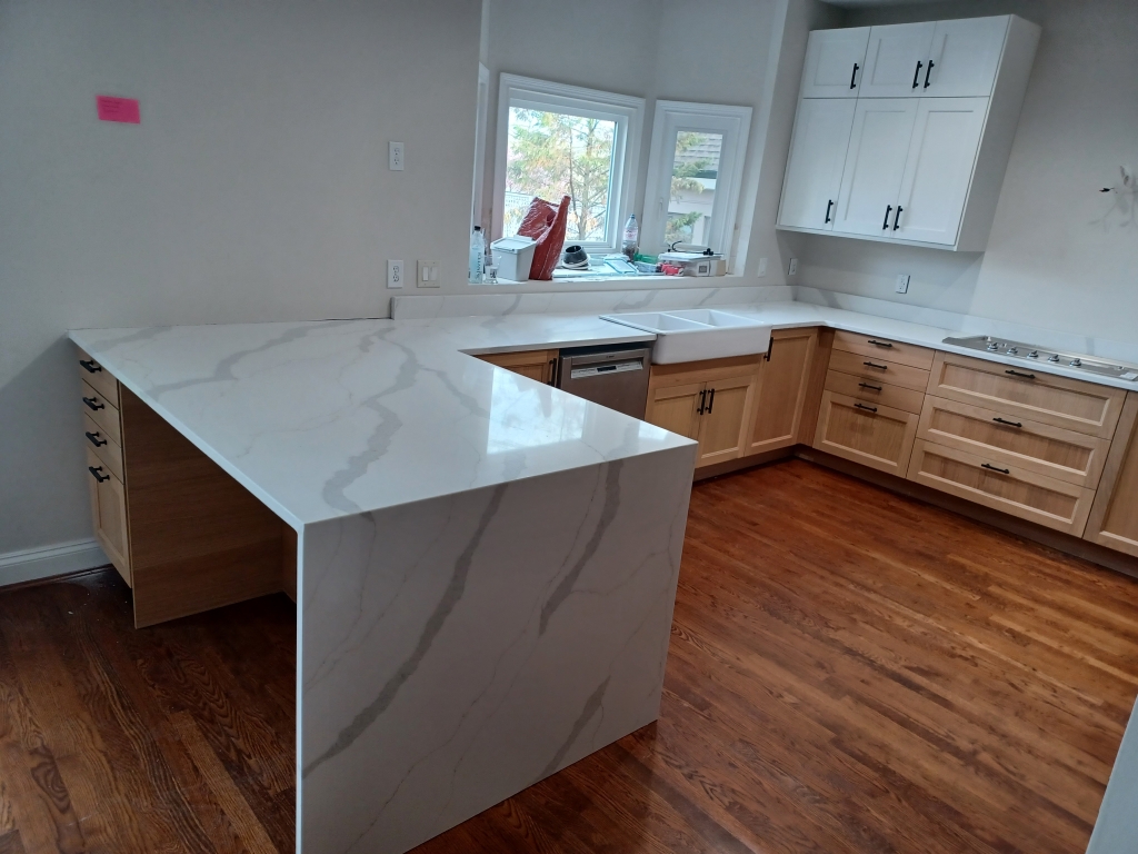 Granite Empire of Cincinnati - Calacatta Idillio Quartz